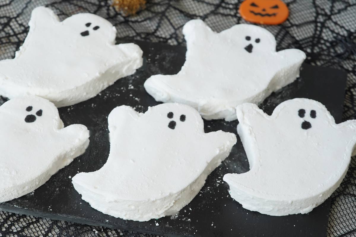 Homemade Ghost Marshmallows